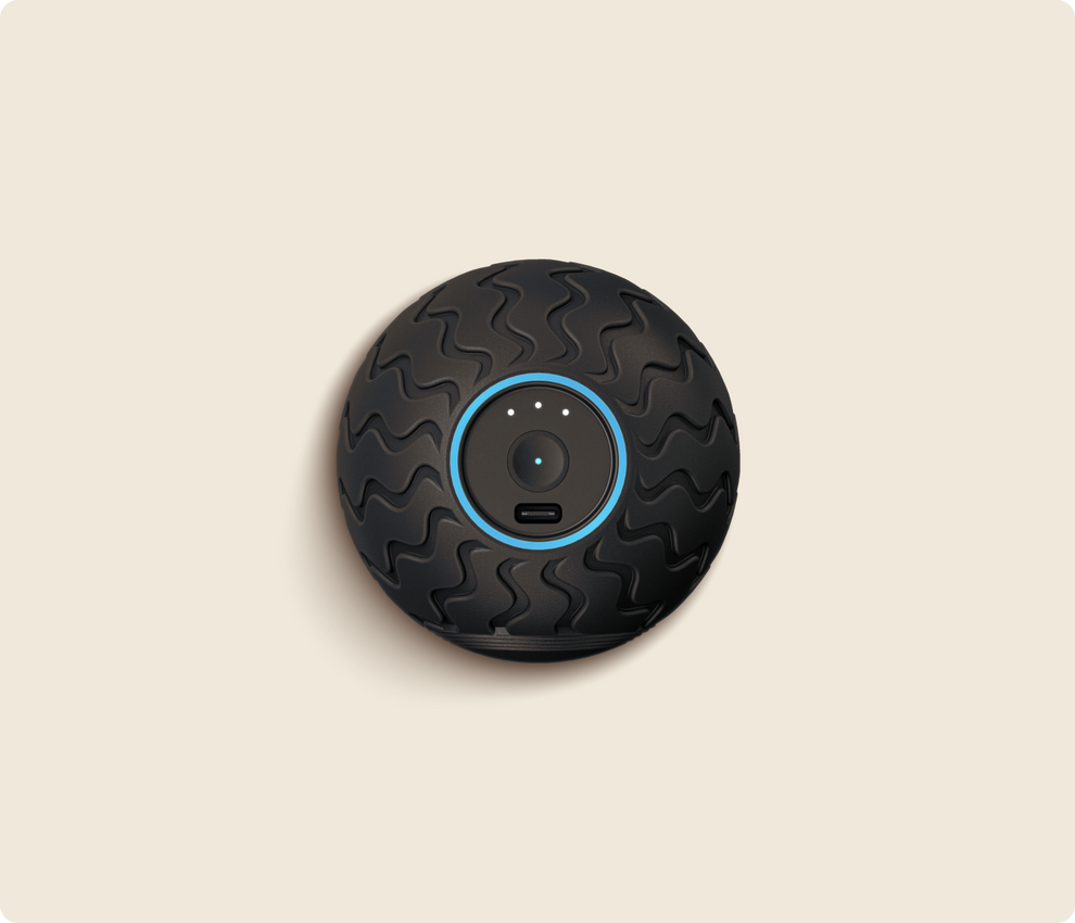 WaveSolo | Vibrating Ball Roller for Soreness & Recovery | Therabody UK