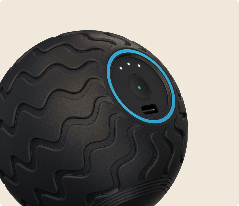 WaveSolo | Vibrating Ball Roller for Soreness & Recovery | Therabody UK